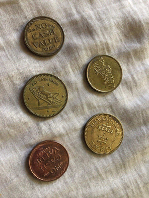 5 arcade video game token lot Dandy Discovery Zone Ellwest