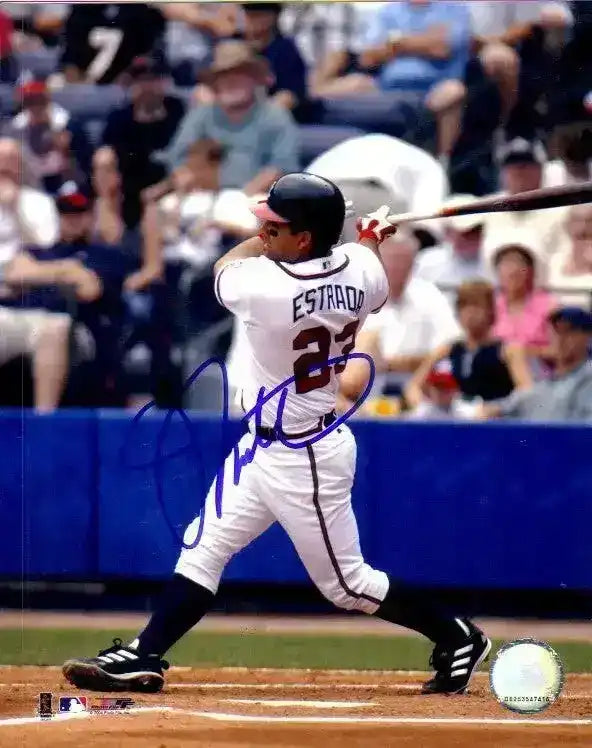 Johnny Estrada autographed Atlanta Braves 8x10 photo